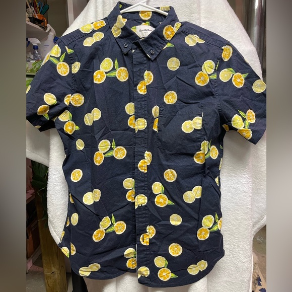Goodfellow & Co | Shirts | Fresh Summer Button Down Short Sleeve Connor ...